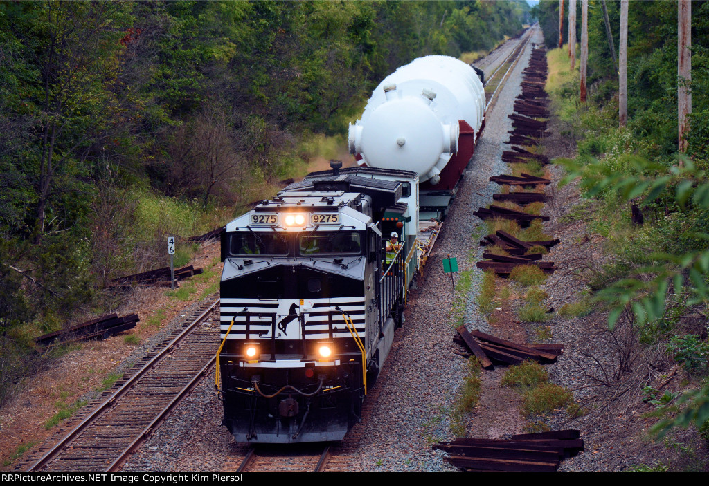 NS 9275 APTX 206 CSX Train X999 Air Products Heat Exchanger Move